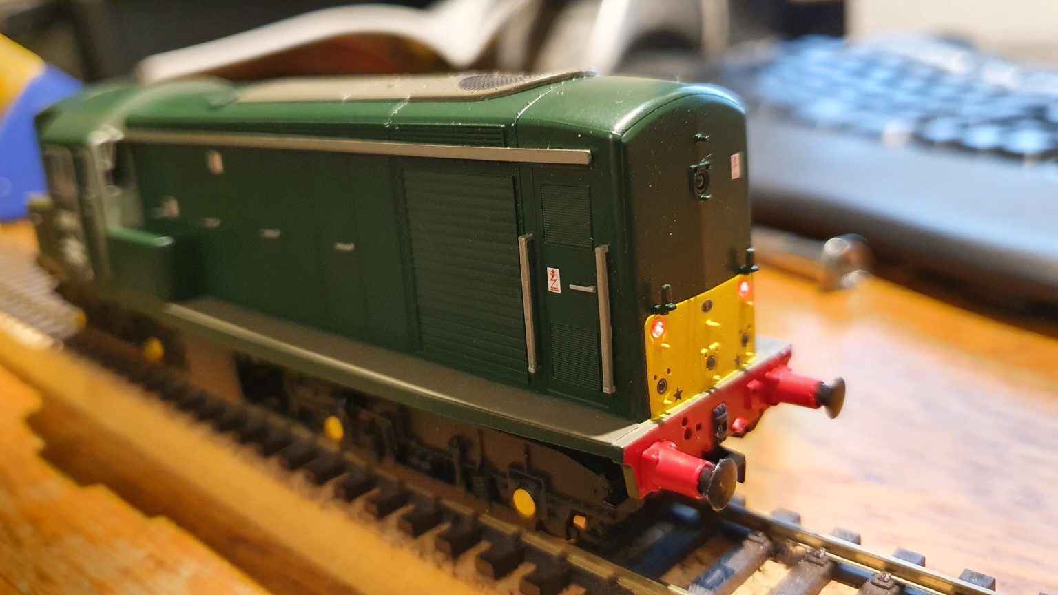 DCC installation - 4mm scale Heljan Class 15 - The Model Railway Club