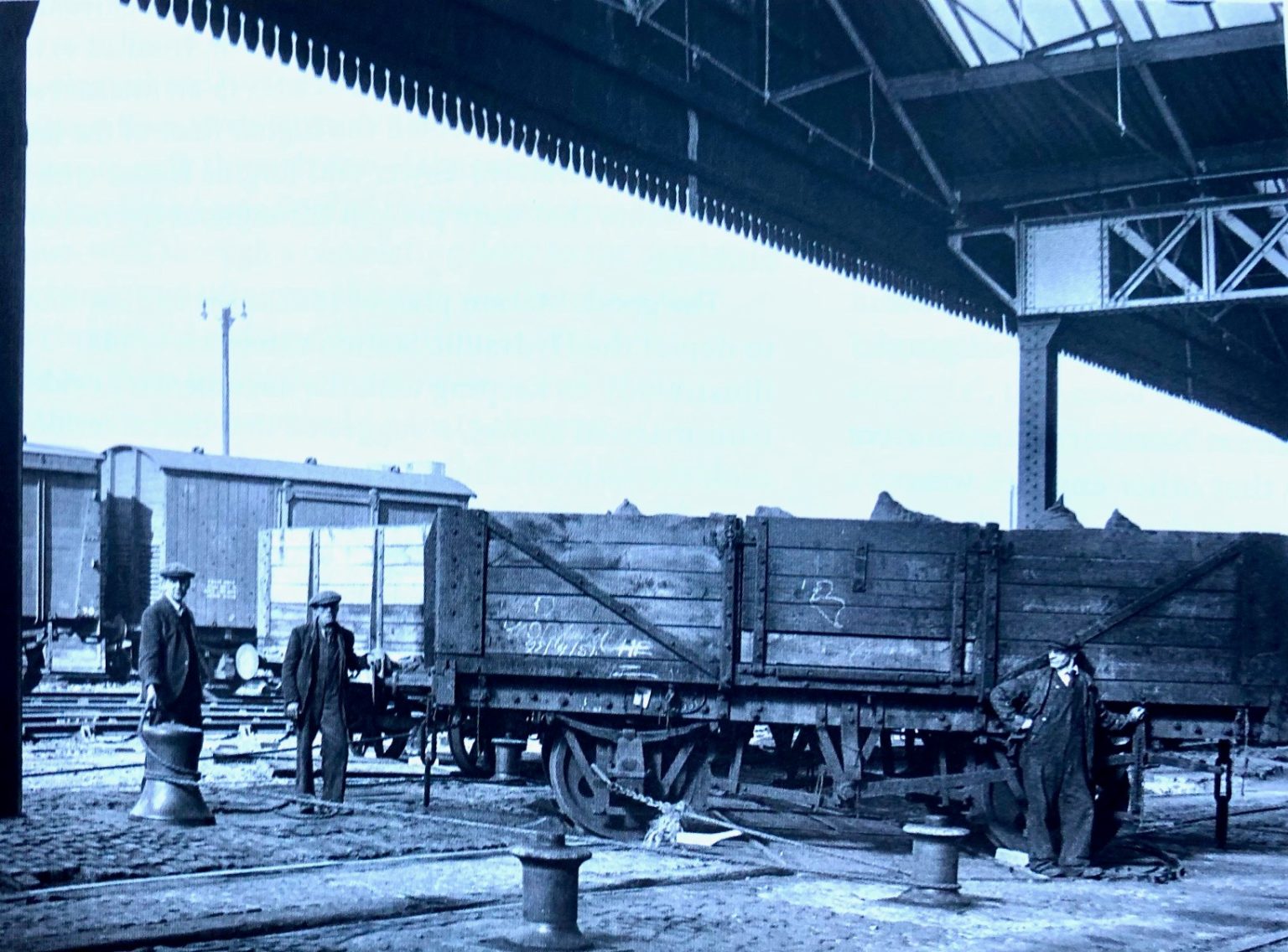 Raising a road, and lowering a roof - The Model Railway Club