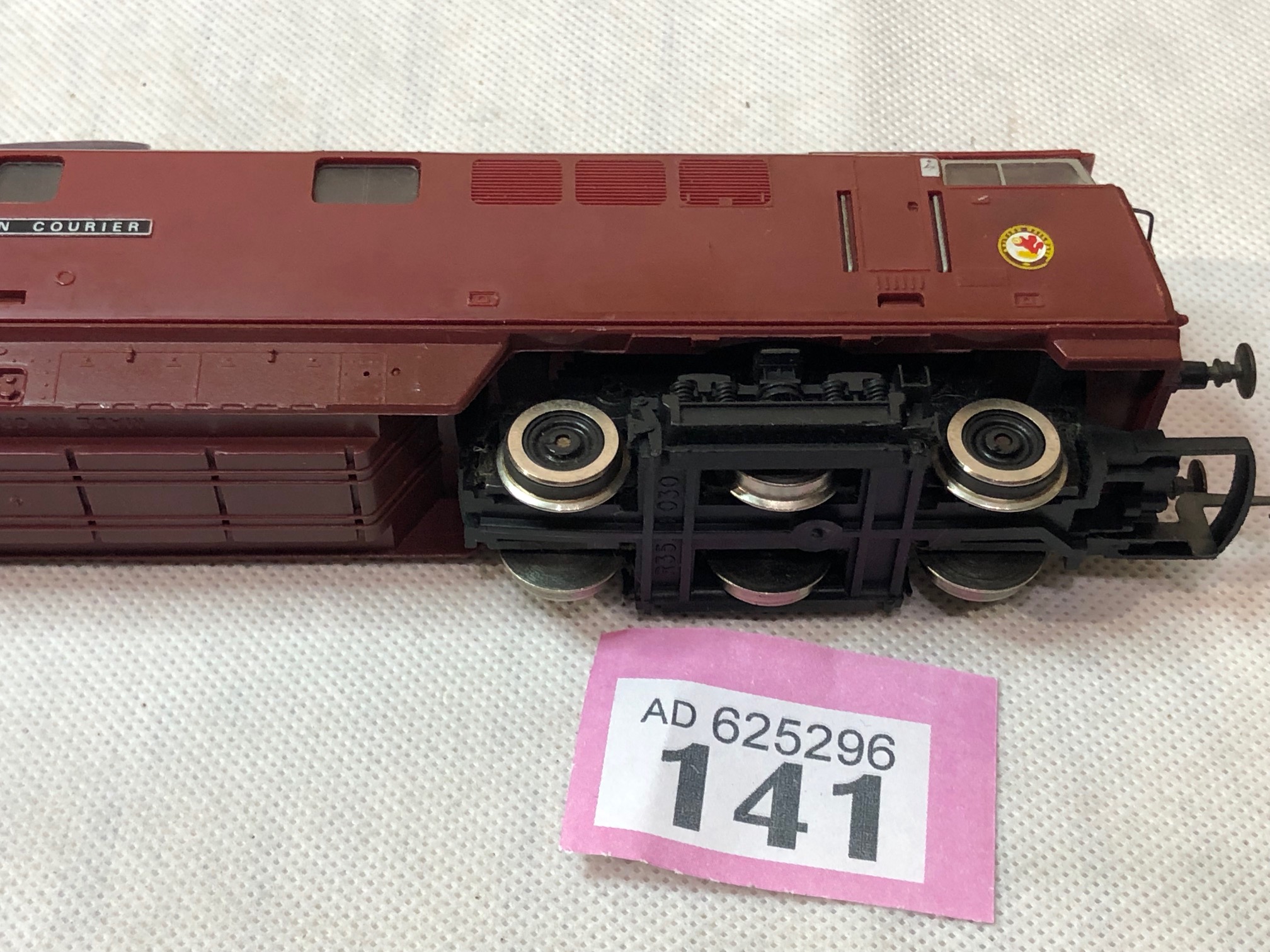 Hornby OO R352 "Western Courier" Co-Co loco D1062 P141 MJC - The Model ...