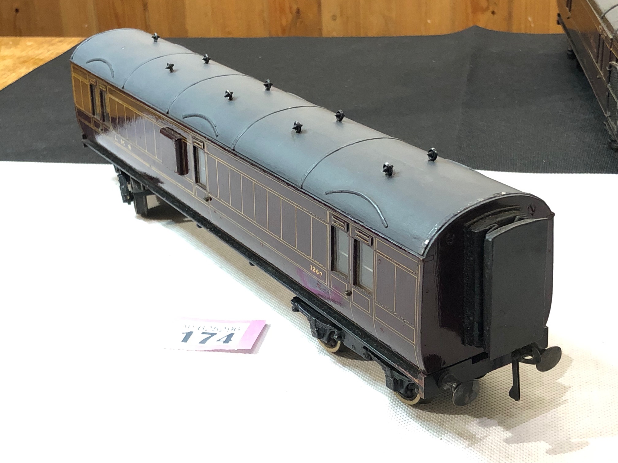 O gauge LMS full brake bogie coach 1267 P174 MDS - The Model Railway Club