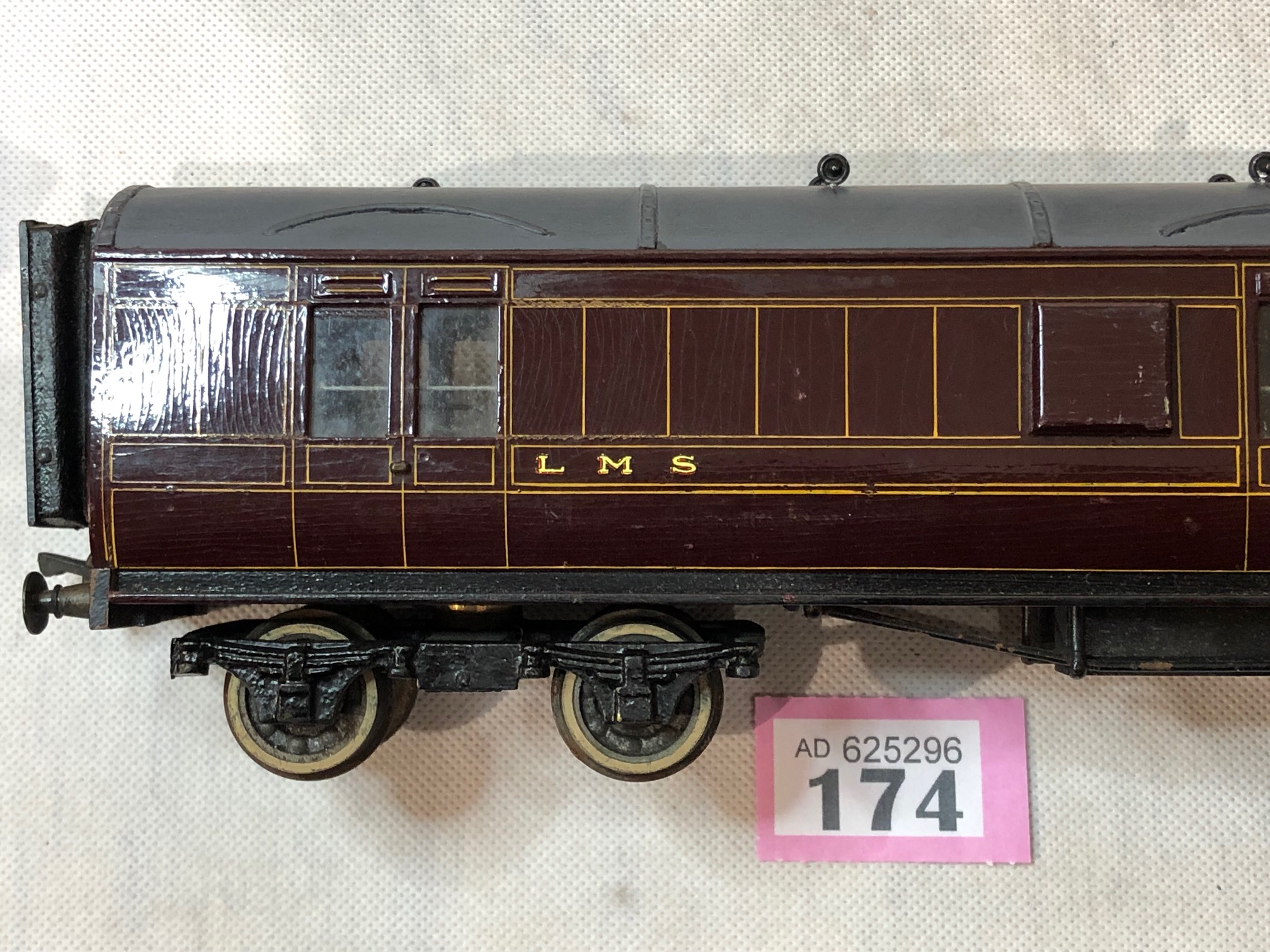 O gauge LMS full brake bogie coach 1267 P174 MDS - The Model Railway Club