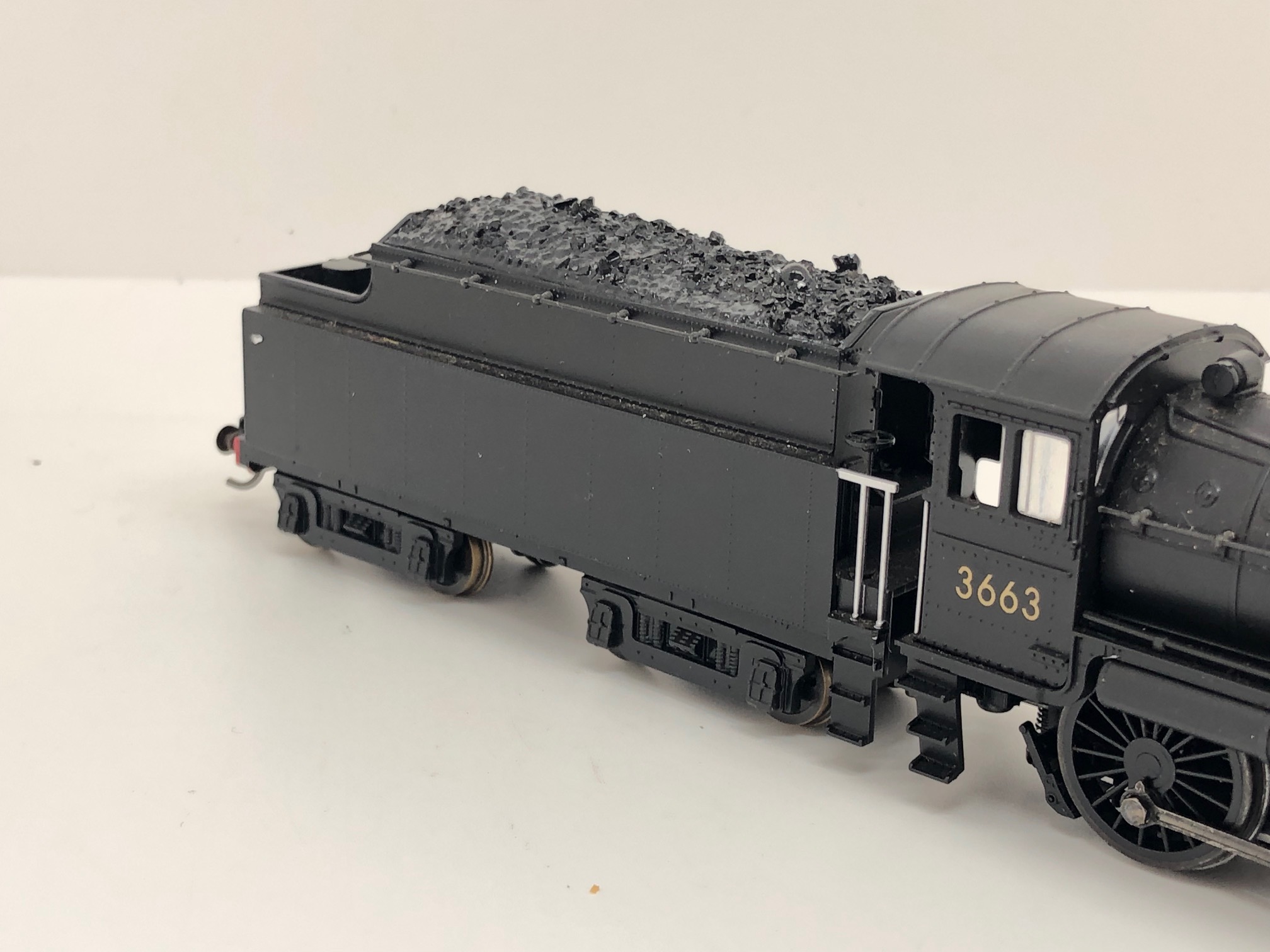 Austrains 3663 NSWGR 4-6-0 C36 class Roundtop #3663 DK136 - The Model ...