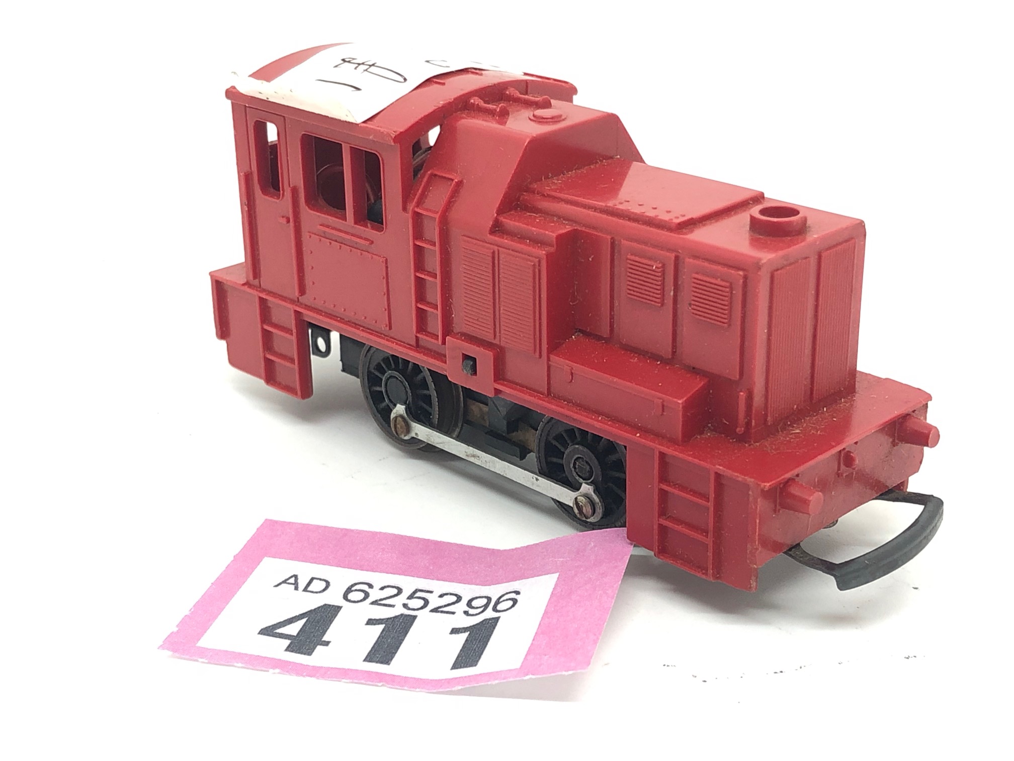 OO/HO diesel shunter spares/repair P411 MJC - The Model Railway Club