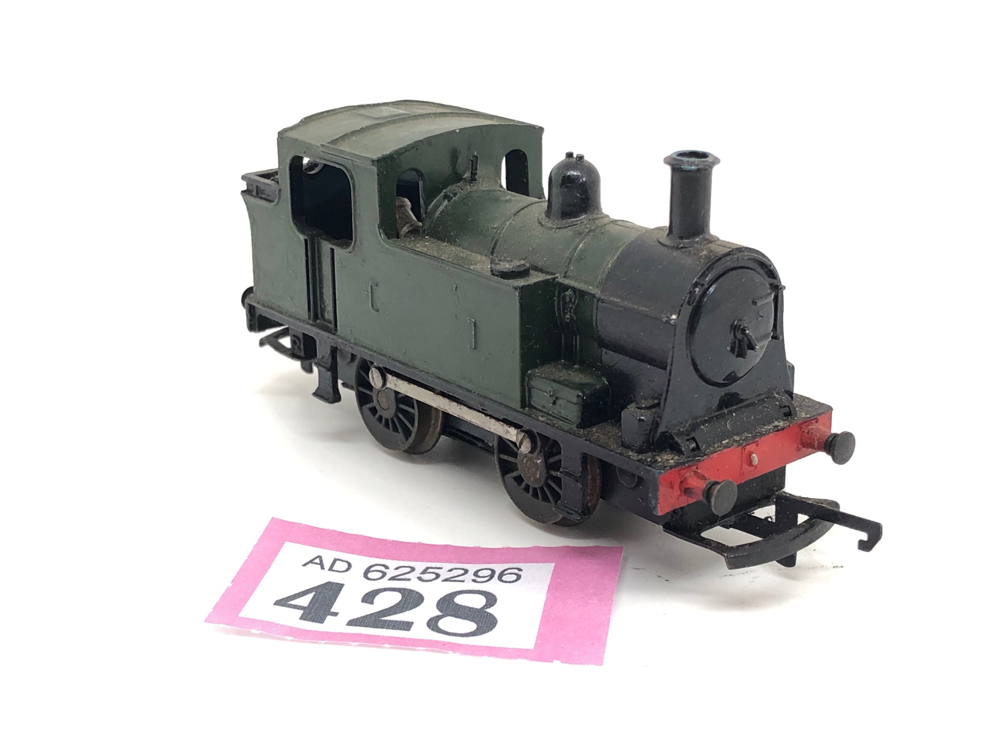 Triang OO R355 0-4-0 tank loco P428 TRA - The Model Railway Club