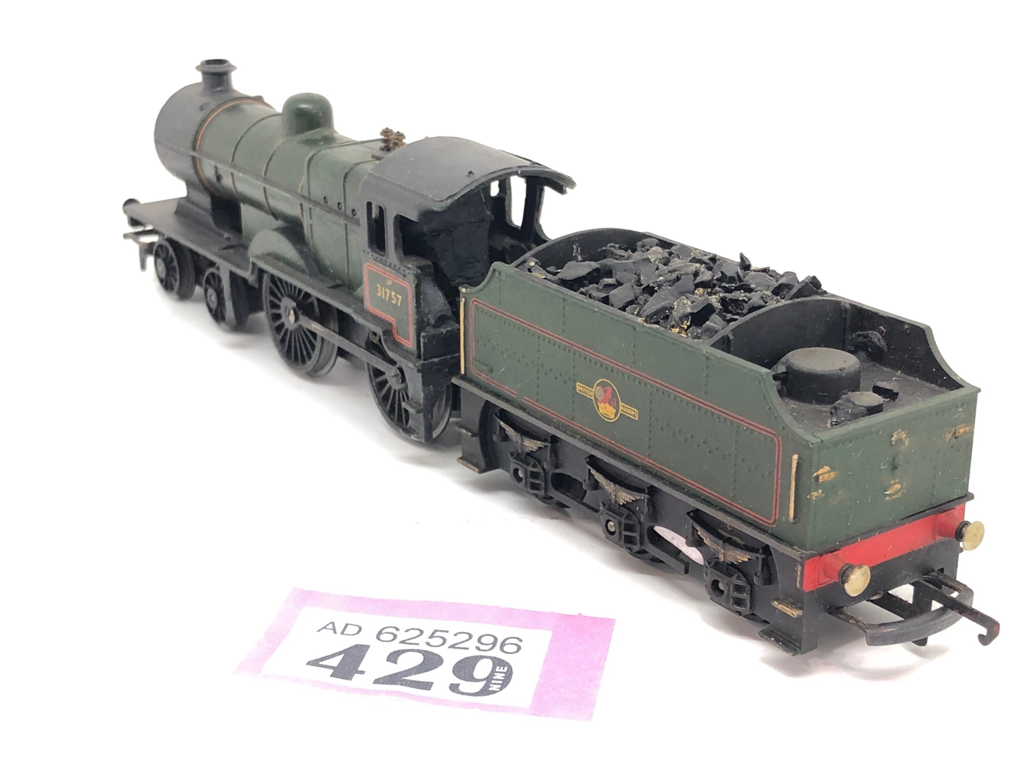 Triang OO R350 and R36 ? L1 4-4-0 loco and tender green P429 TRA - The ...