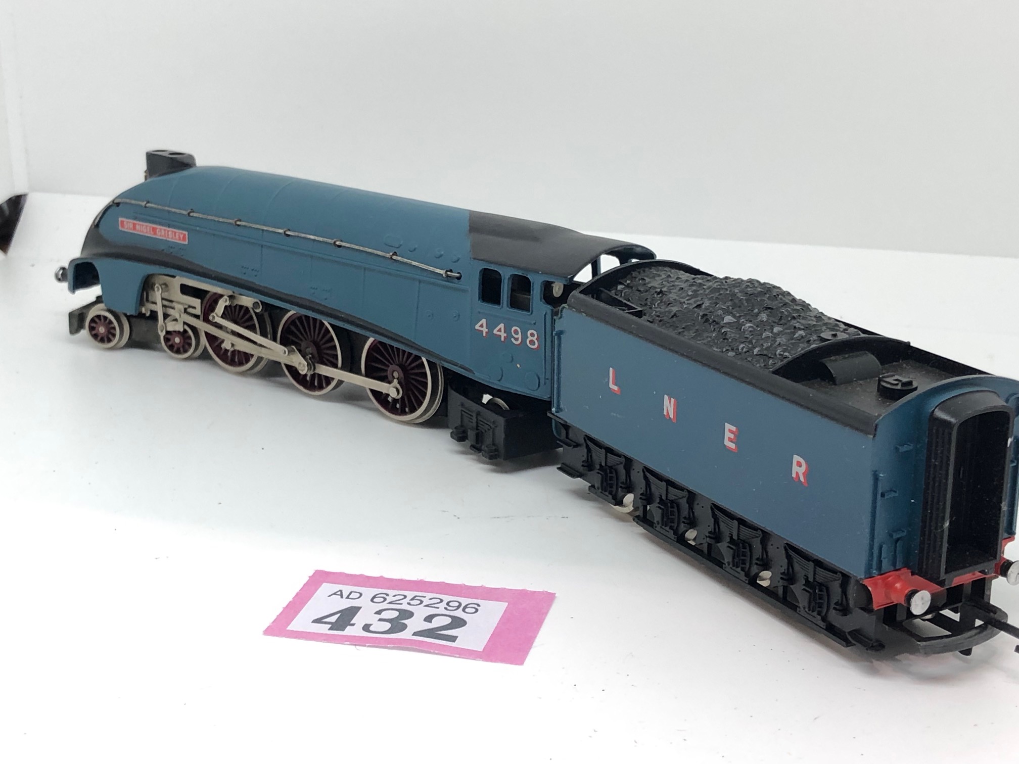 Wrenn OO LNER 4498 Sir Nigel Gresley lcoc non-runner P432 - The Model ...