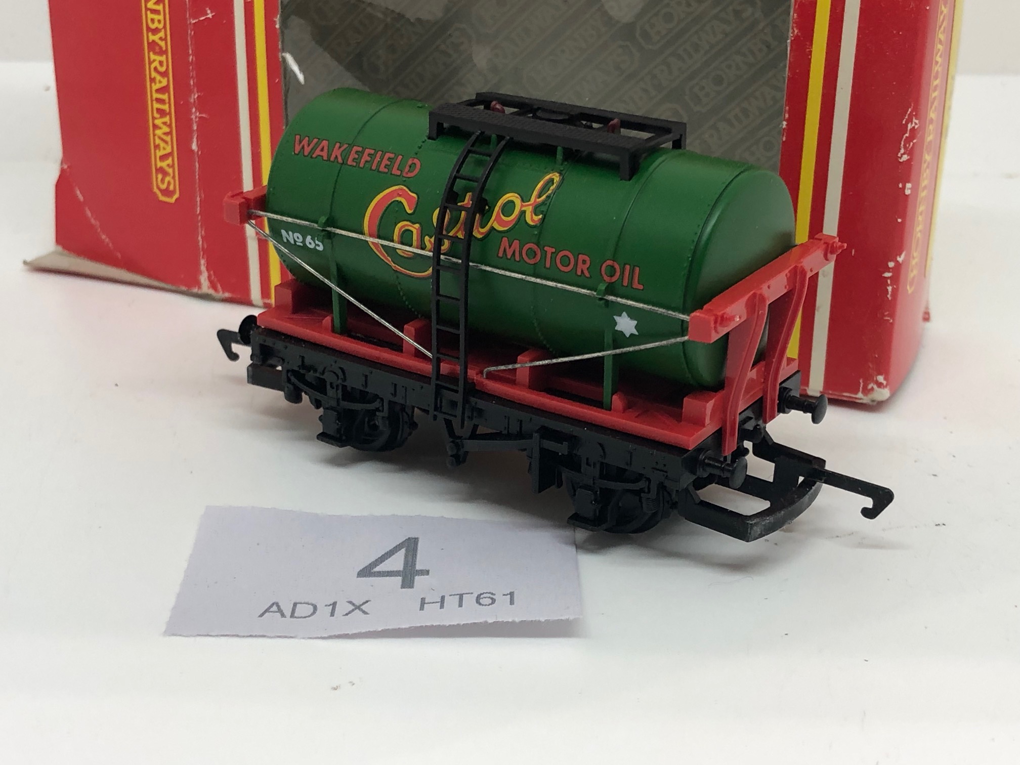 Hornby OO R127 Castrol tank wagon W04 JOM - The Model Railway Club
