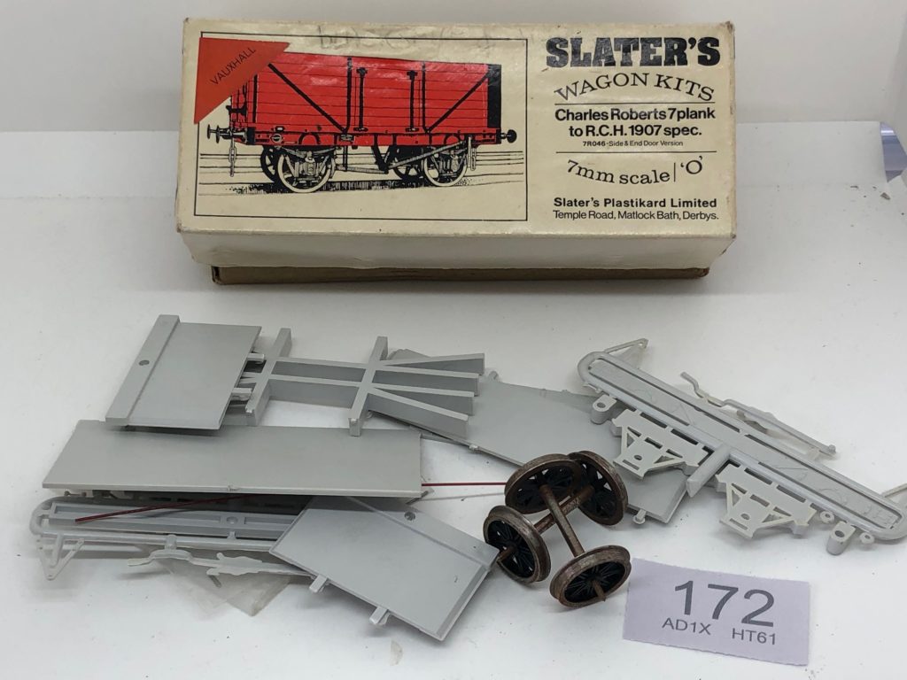 Slaters O 7R046 Charles Roberts 7 plank open wagon plastic kit - The ...