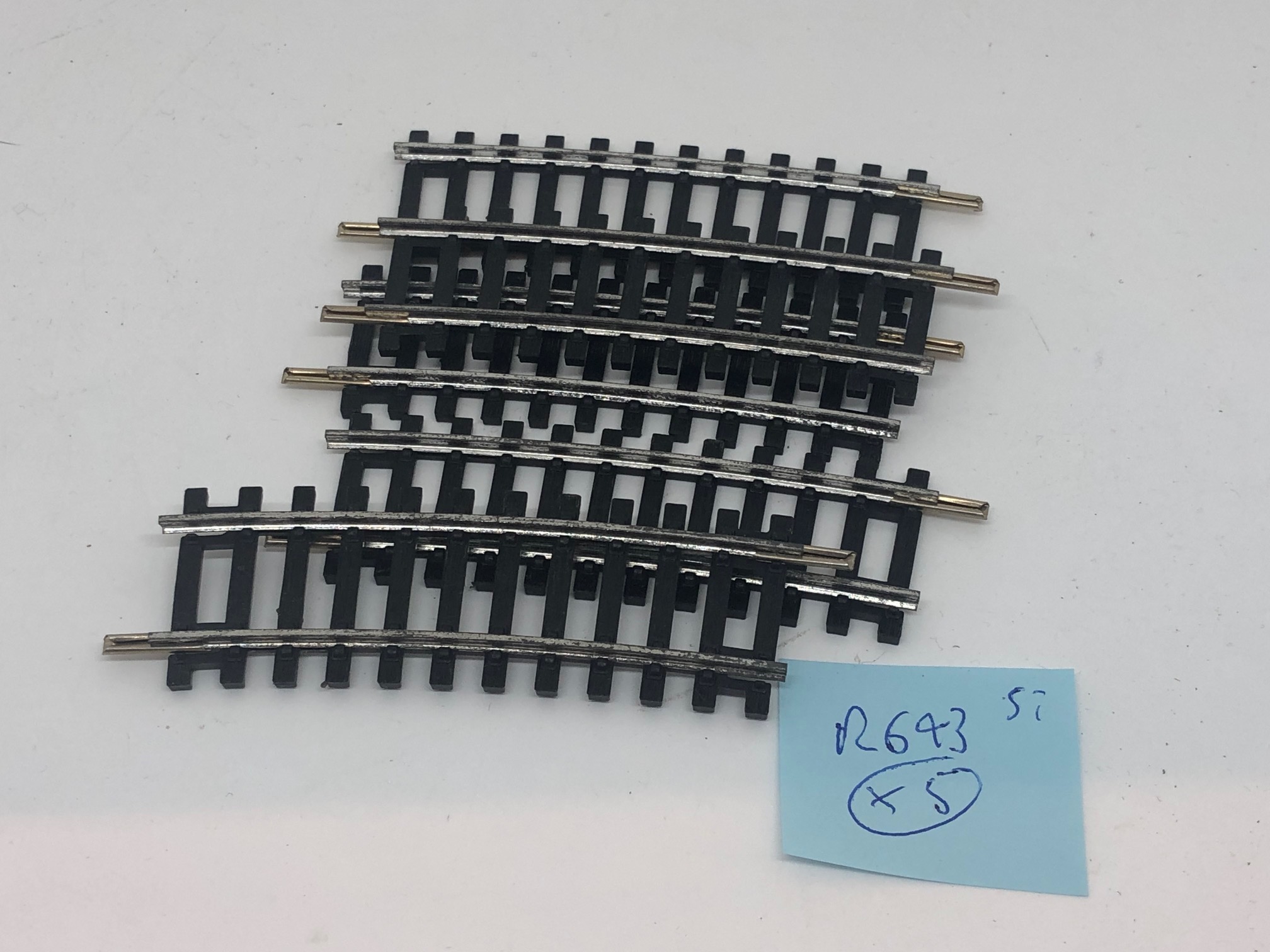 Hornby OO R643 2nd radius half curve x 5 - The Model Railway Club