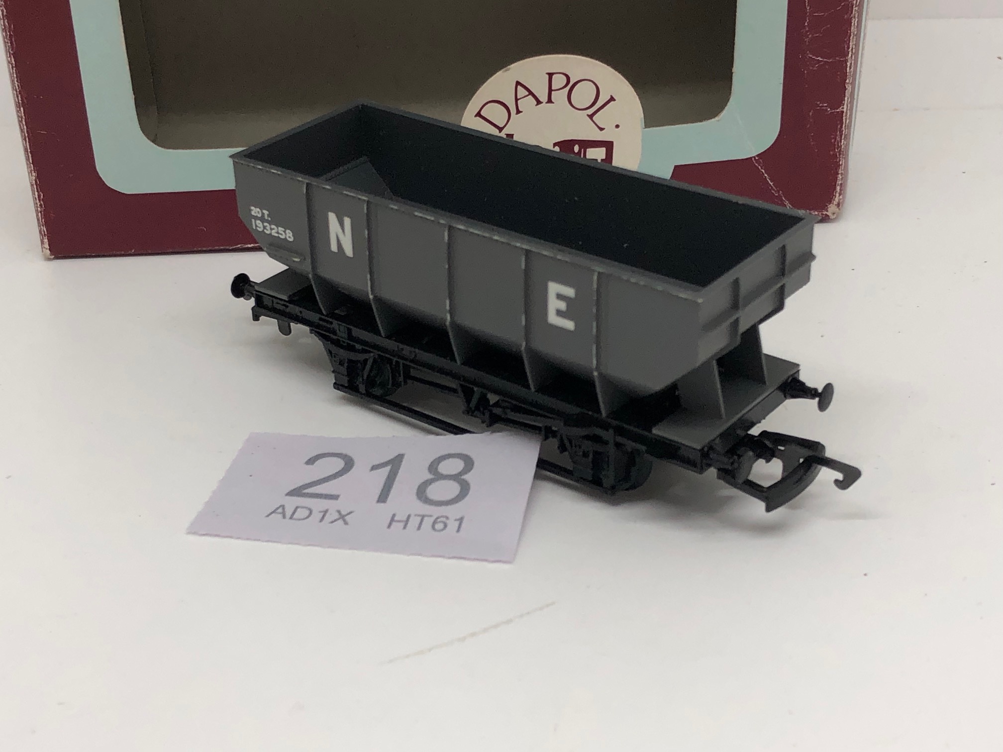 Dapol OO B112 NE 20T hopper wagon 193258 W218 - The Model Railway Club