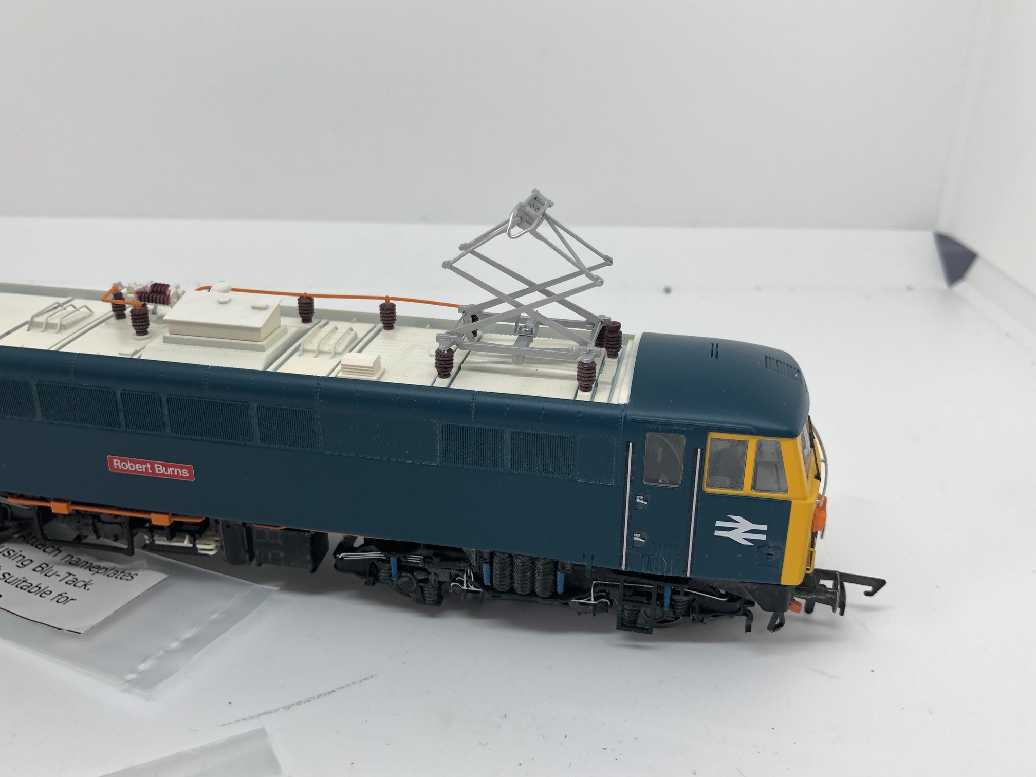 Hornby OO R3580 Class 87 87035 'Robert Burns' BR blue NMS - The Model ...