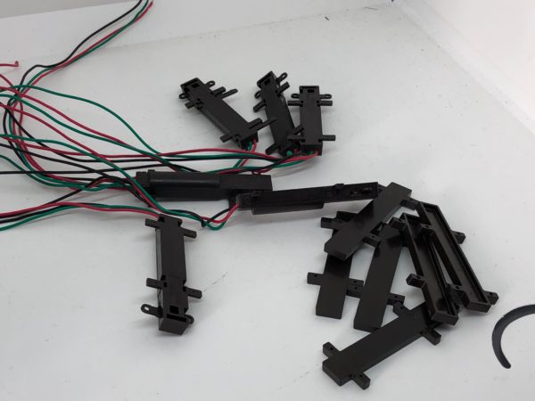 Peco PL-11 Turnout / point motor side (surface) mounted set of 6 - The ...