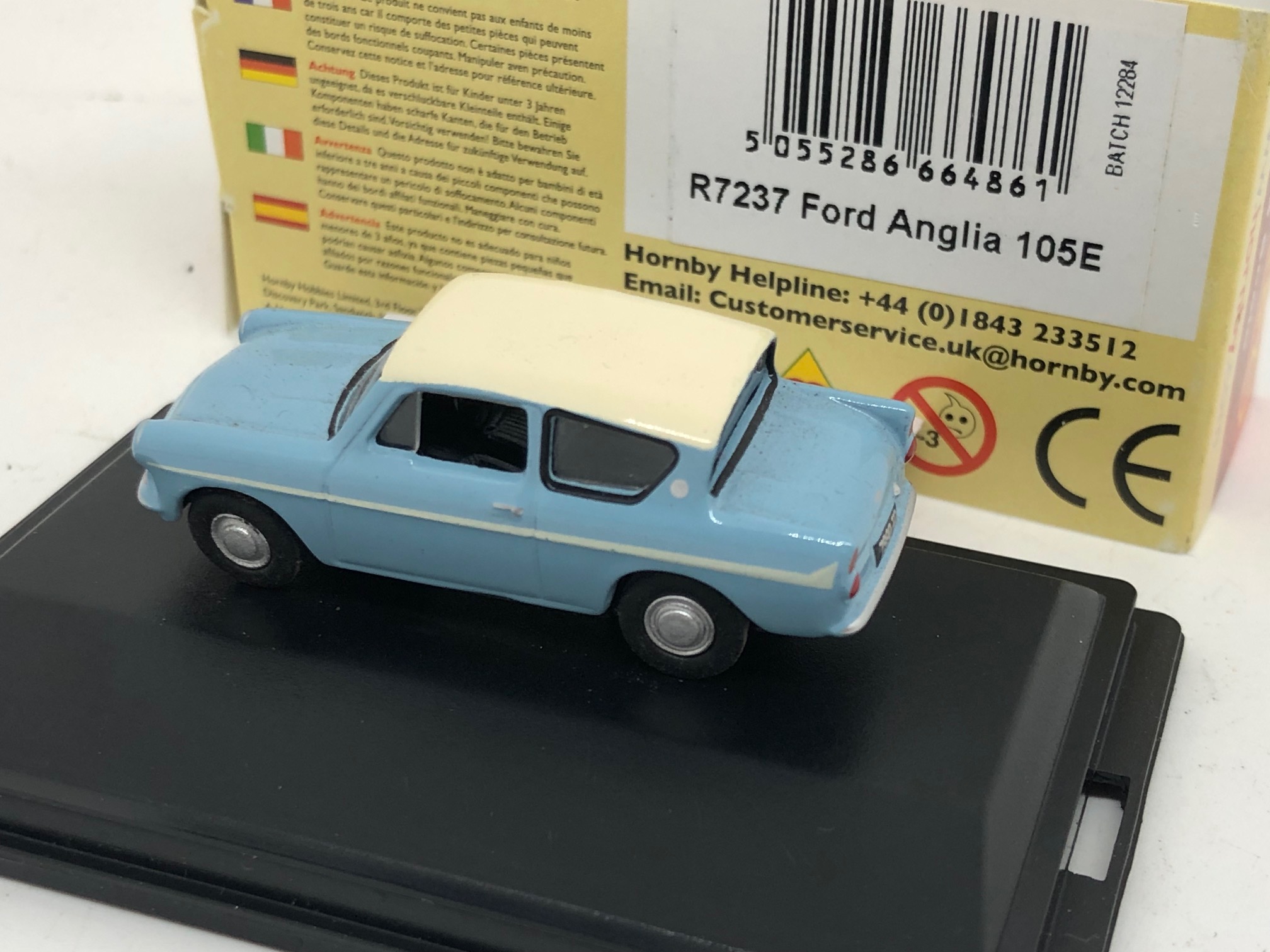 Hornby OO R7237 Ford Anglia 105E - The Model Railway Club