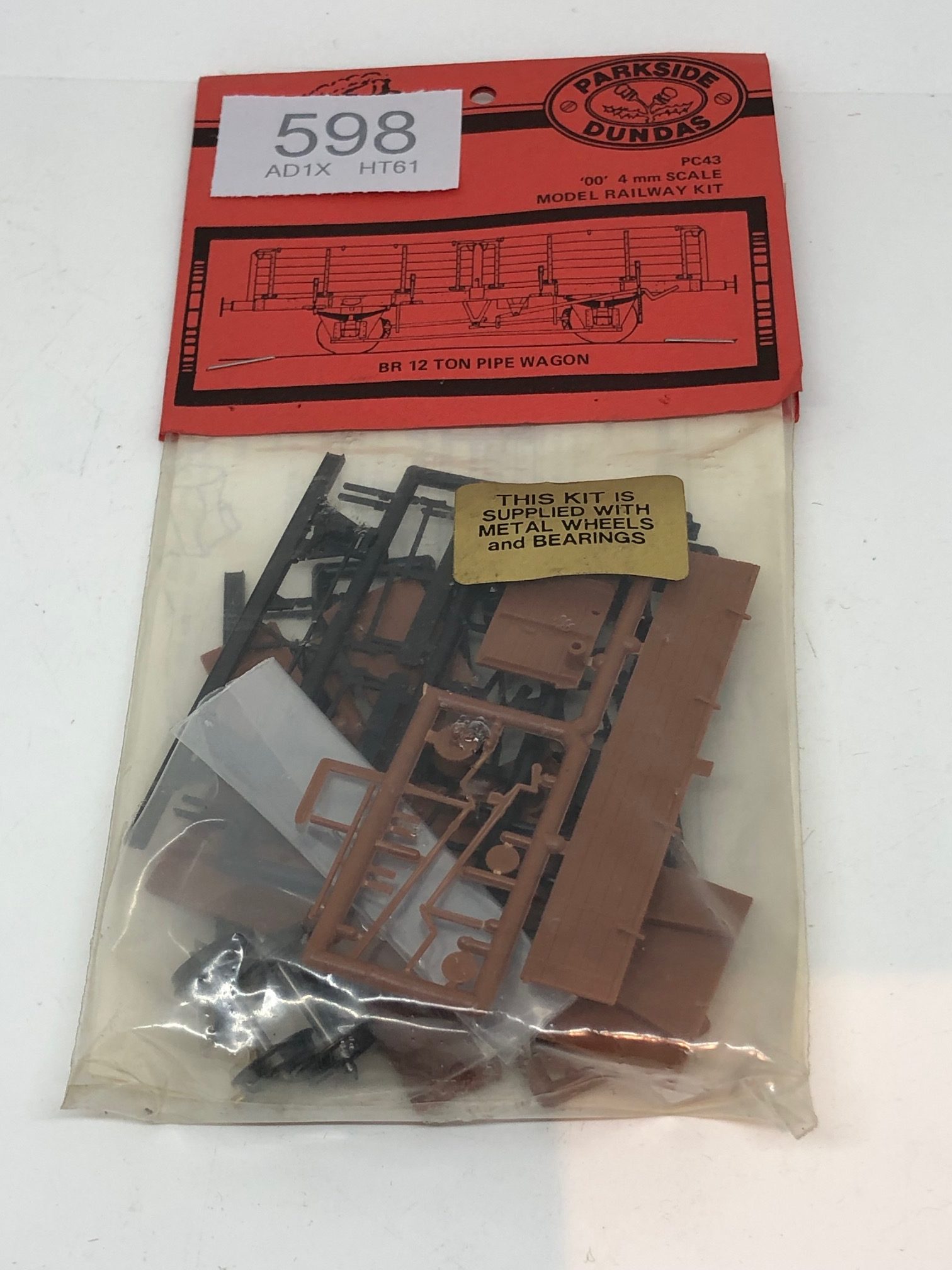 Parkside Dundas OO PC43 BR 12 ton pipe wagon kit - The Model Railway Club