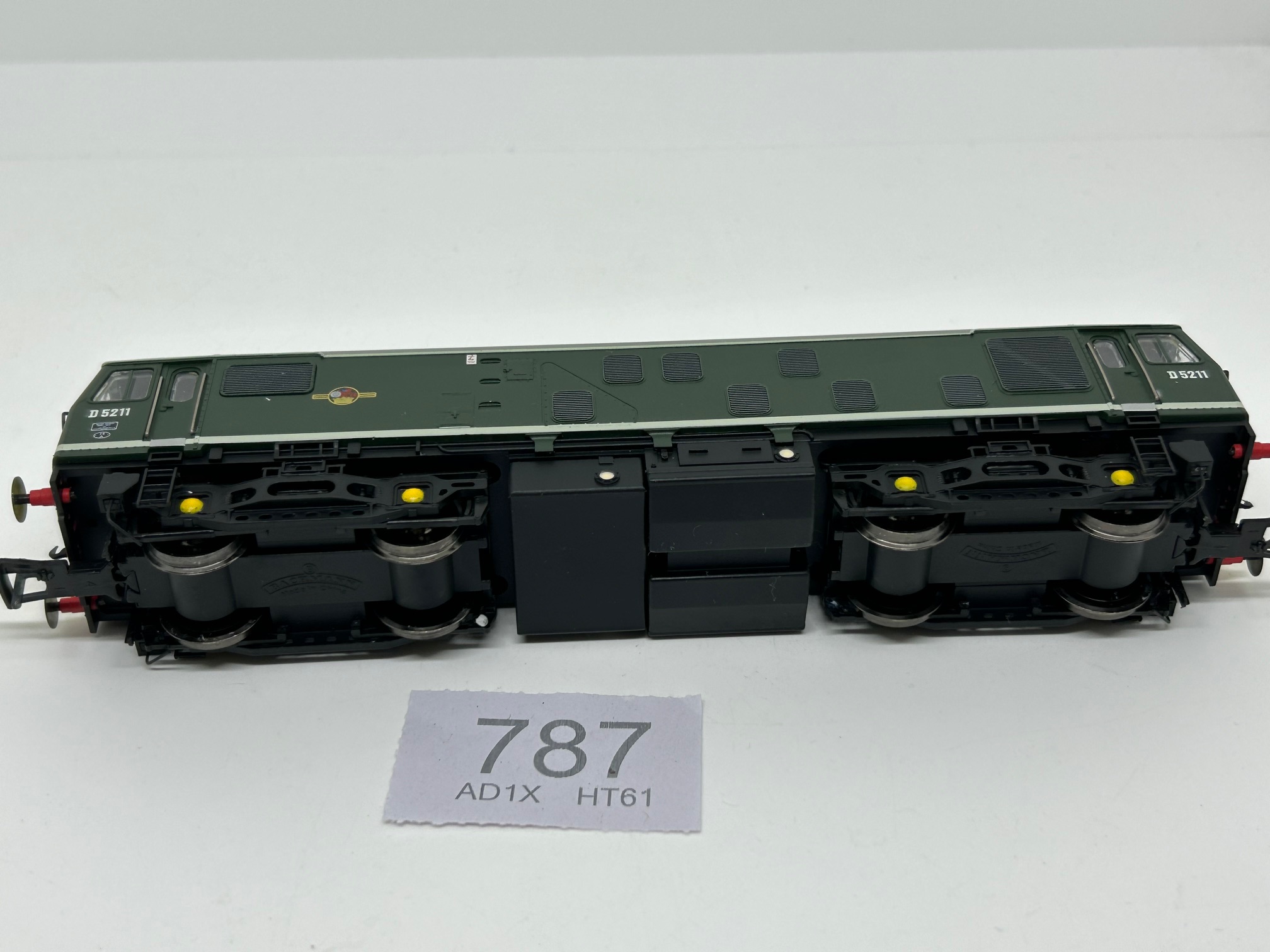 Bachmann OO 32-325 Class 25/1 D5211 BR Late Green Small Yellow Panel ...