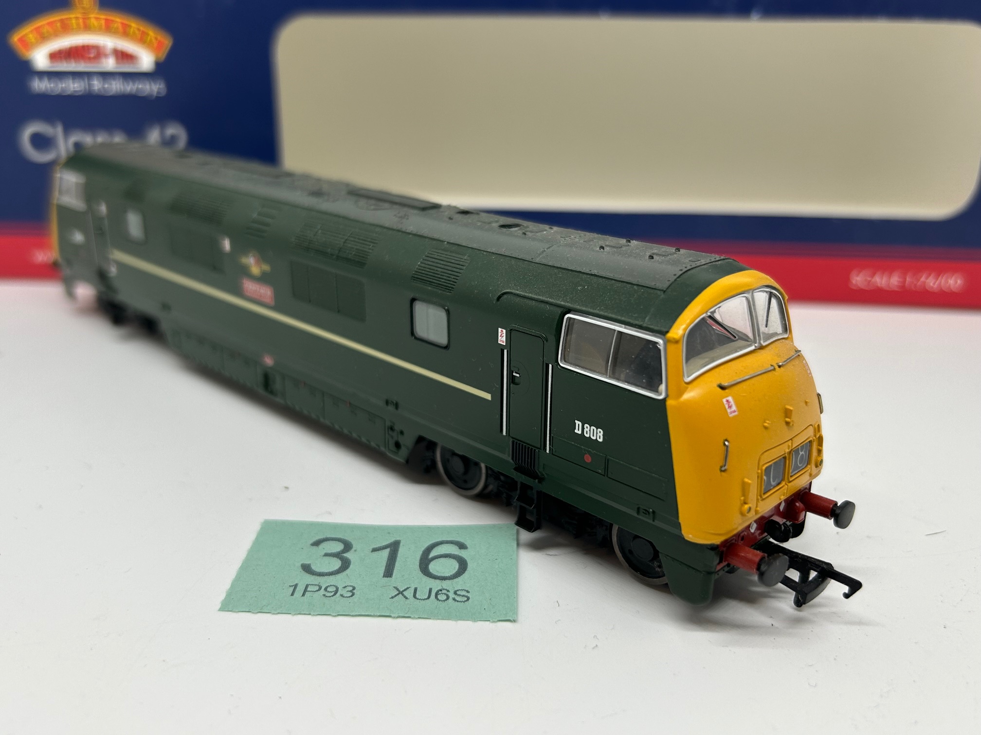 Bachmann OO 32-050Z Class 42 Warship D808 'Centaur' in BR Plain Green ...