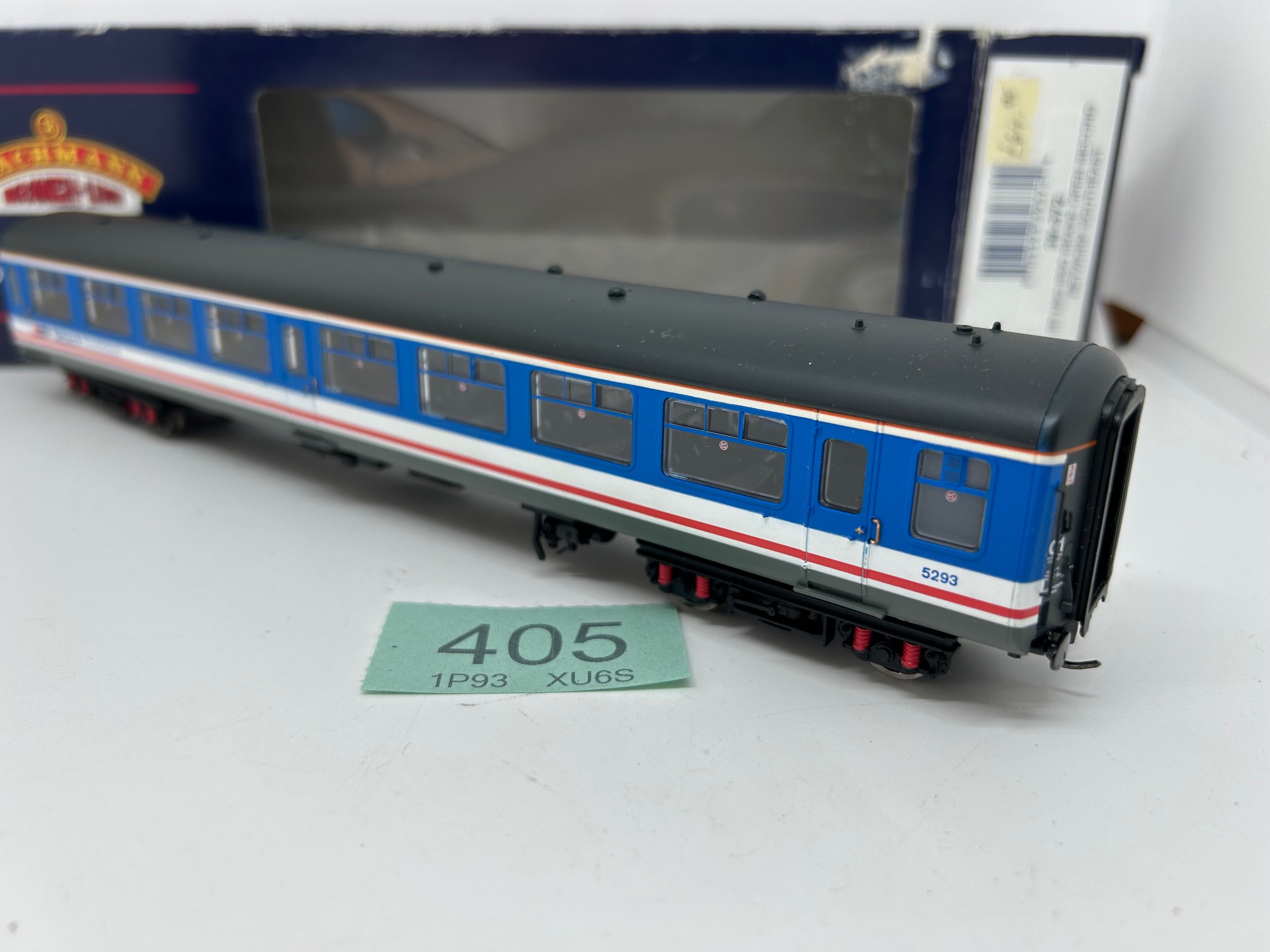 Bachmann 39-363 BR Mk2A TSO Network SouthEast - The Model Railway Club