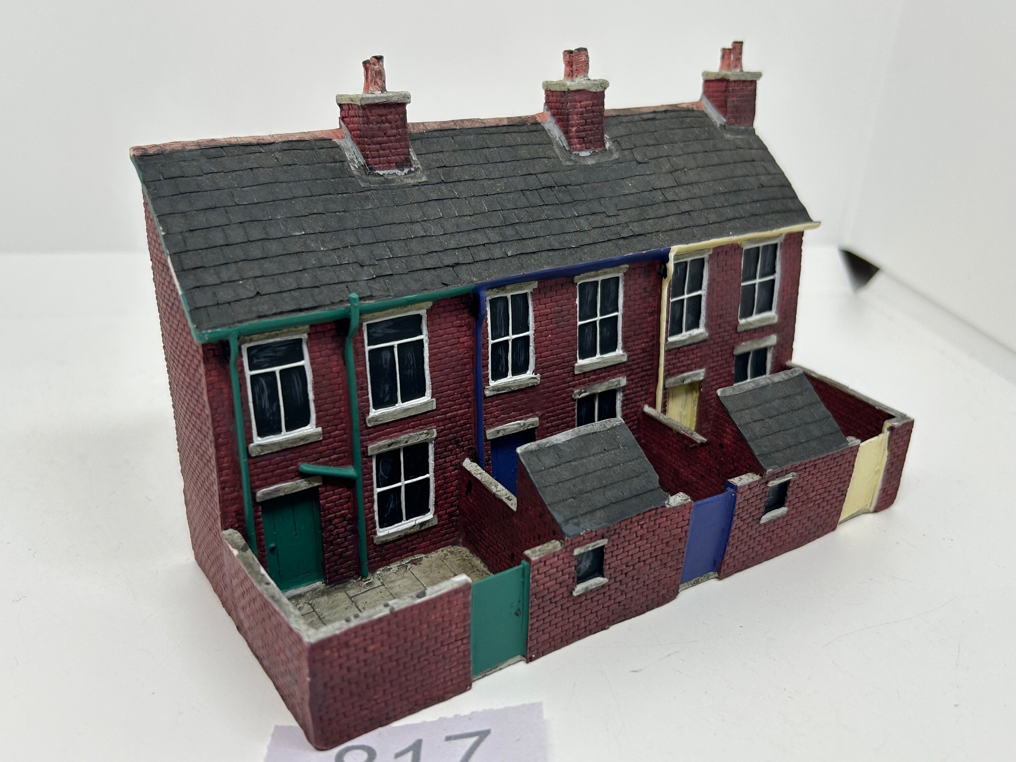 Pocketbond Classix OO resin building EM6009 3 terrraced house backs