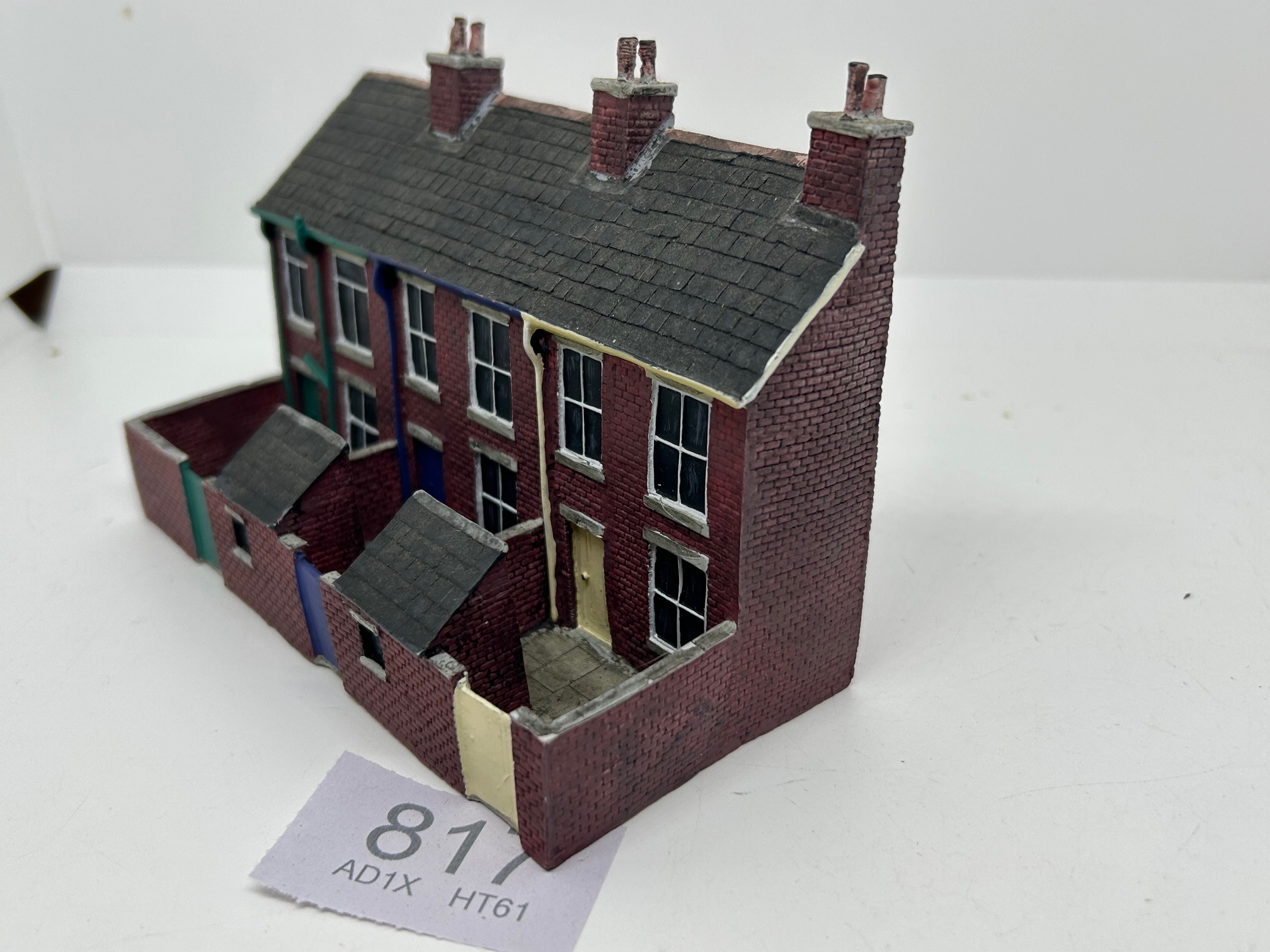 Pocketbond Classix OO resin building EM6009 3 terrraced house backs