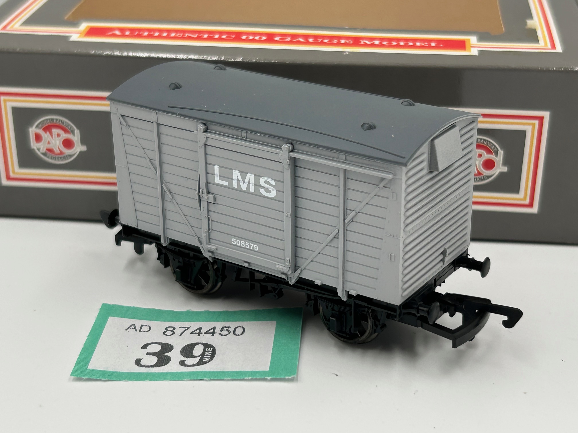 Dapol OO B382 LMS Vent Van Grey 50587
