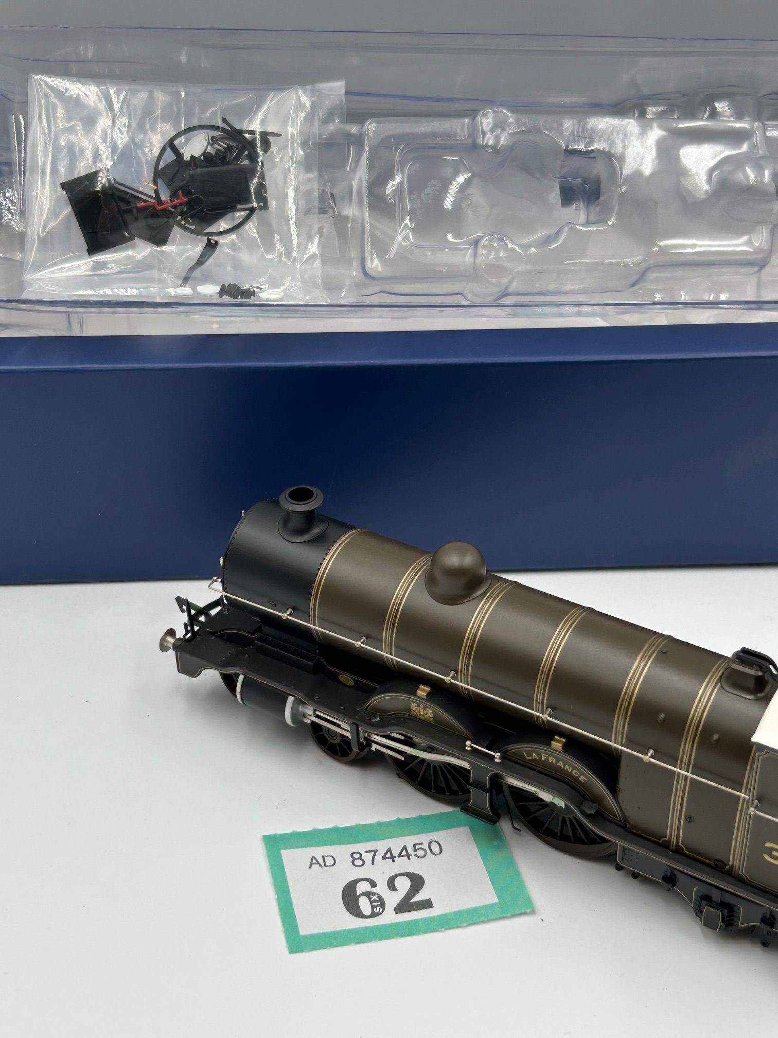 Bachmann OO 31-910 Class H1 Atlantic 4-4-2 39 "La France" in LB&SCR ...